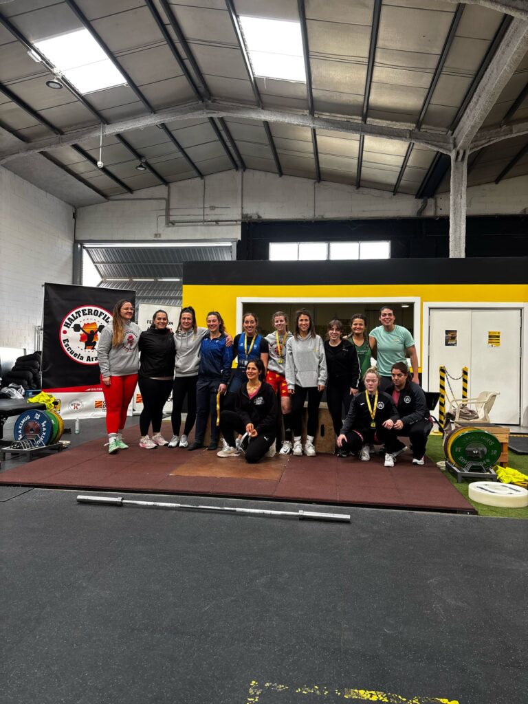 Jennifer Menés y Raúl Usón brillan en el Campeonato de Aragón Absoluto ...